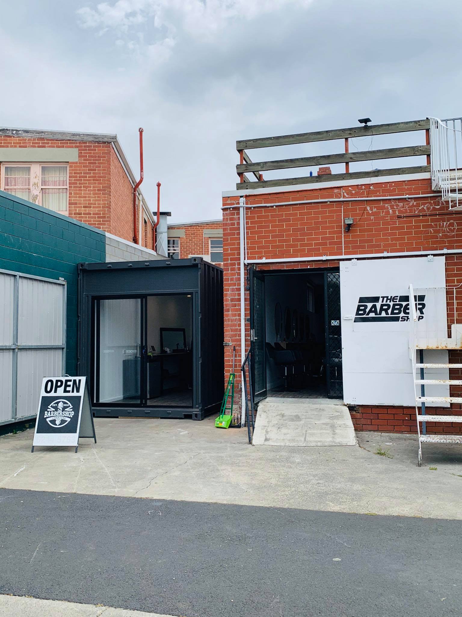 This new addition has been sprayed in colorbond ‘Monument’ and fully ...